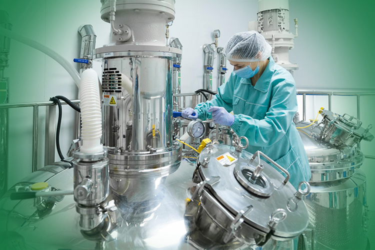 How Technology Is Transforming Pharmaceutical Manufacturing